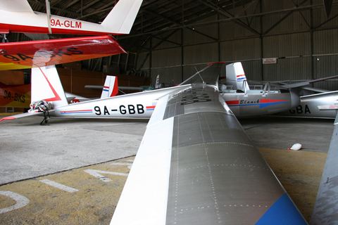 Photo Dossier – Let Blaniks at Lučko – Achtung, Skyhawk!